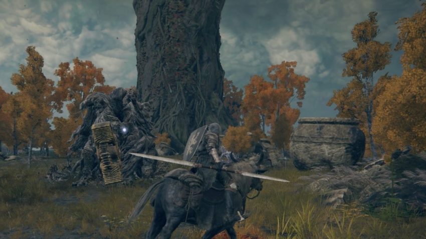 How to defeat the Erdtree Avatar in Elden Ring - Gamepur