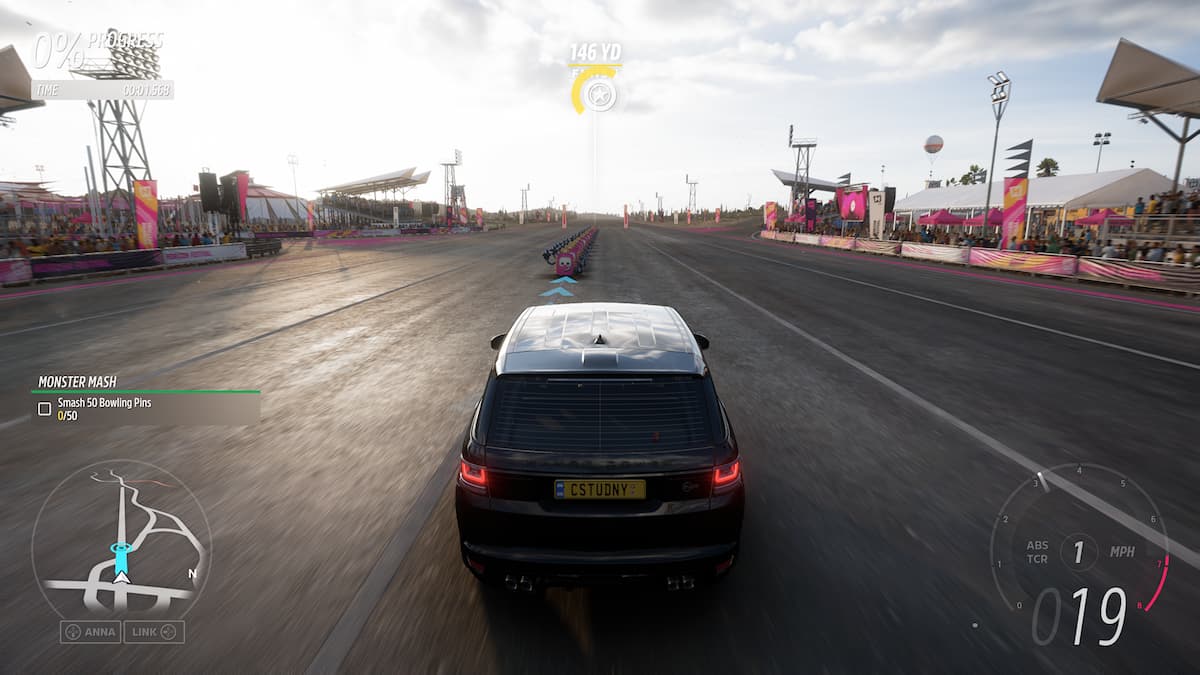 How to smash tank piñatas in Forza Horizon 5 - Gamepur